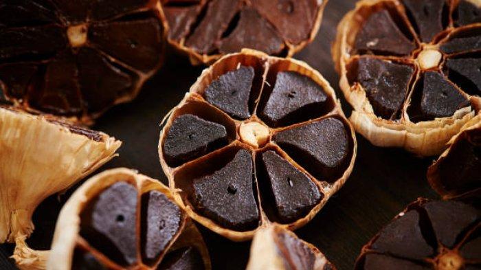 8 Manfaat Bawang Hitam yang Bisa bantu Kontrol Gula darah hingga ...