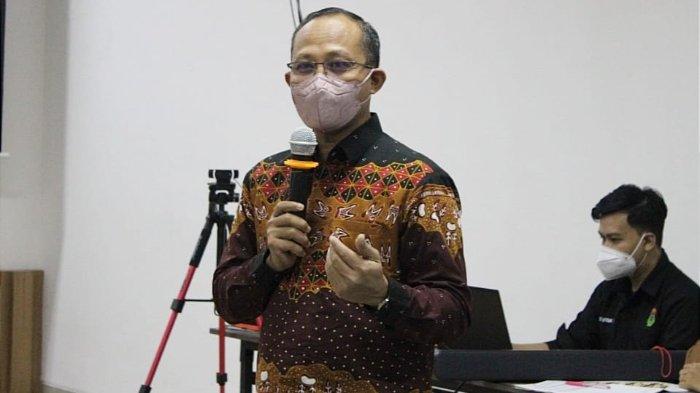 Prof Ruslin Bahas Program Kampus Merdeka Pada Pembekalan Supervisor KKN ...