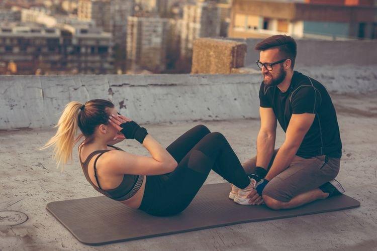 Mitos atau Fakta Sit Up Bisa Mencegah Perut Buncit? - TribunHealth.com